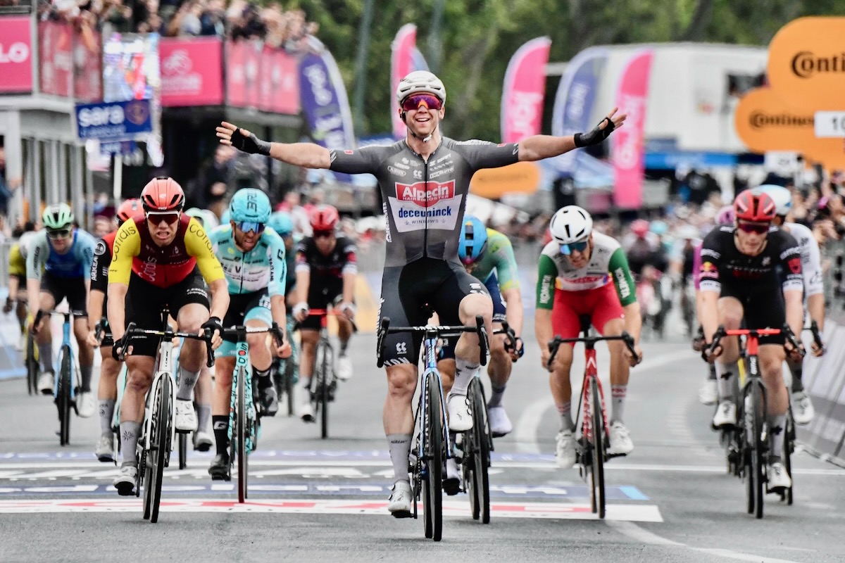 グローブス「肩の荷が下りた」ピーダスン「ニュートラルは妥当な判断」 - ジロ・デ・イタリア2025第6ステージ選手コメント | cyclowired - YAYAFA